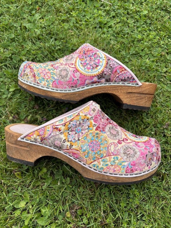 Färgglada träskor clogs tofflor 38 Sanita Danish Design | Blocket