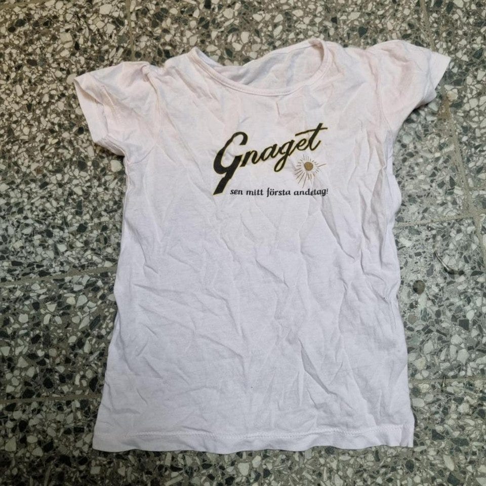 Vit AIK t-shirt "Gnaget sen mitt första andetag!" stl 80 | Blocket