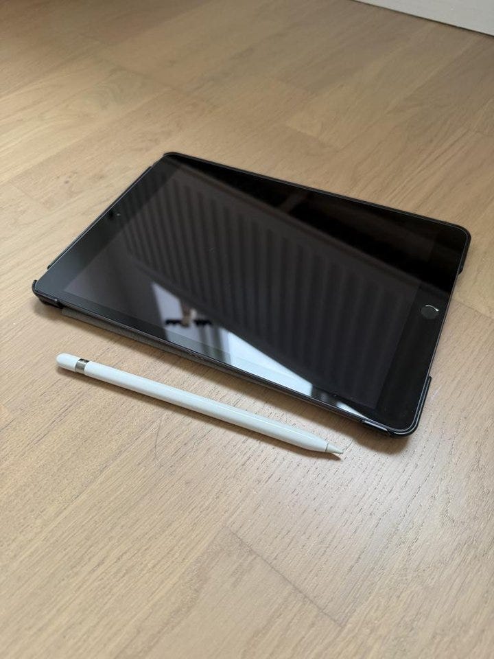 iPad 8th (A2770) + Apple Pencil | Blocket
