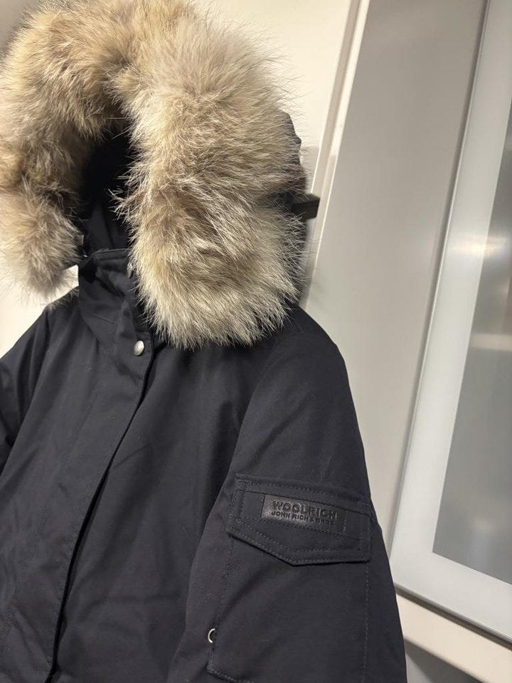 Woolrich svart jacka dam storlek M | Blocket