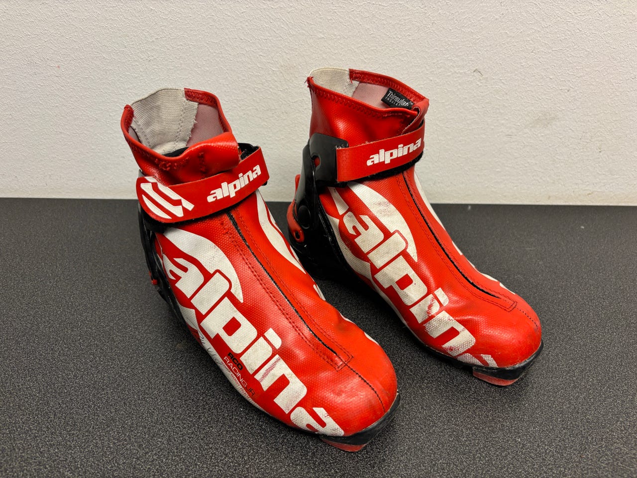 Alpina Racing längdskidpjäxorStorlek 38 | Blocket