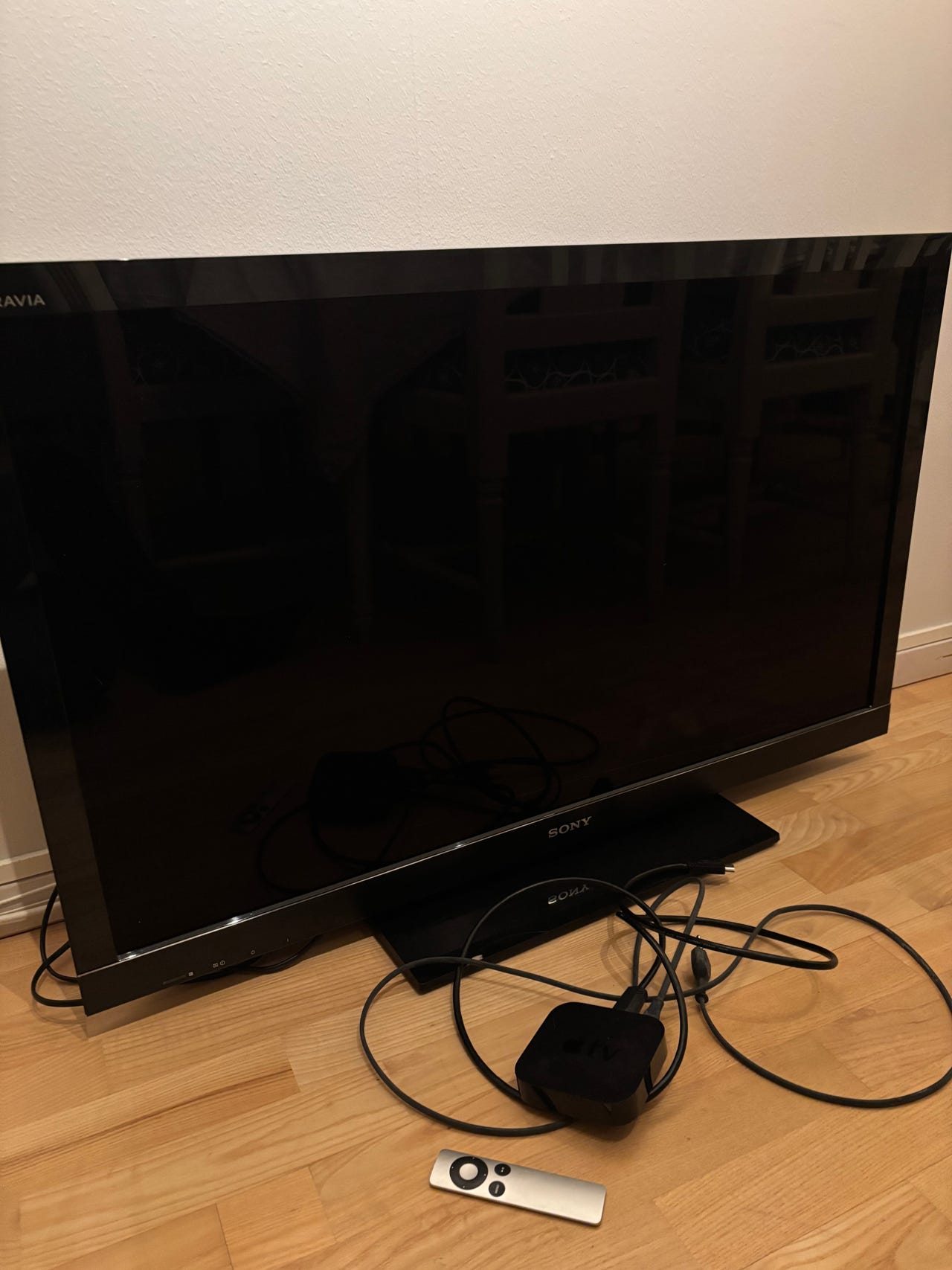 TV 40 tum LCD med Apple TV | Blocket