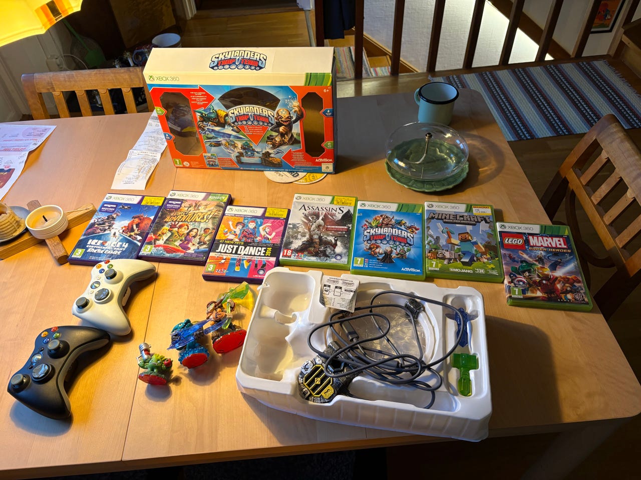 spel, kontroller och kamera till Xbox 369 | Blocket