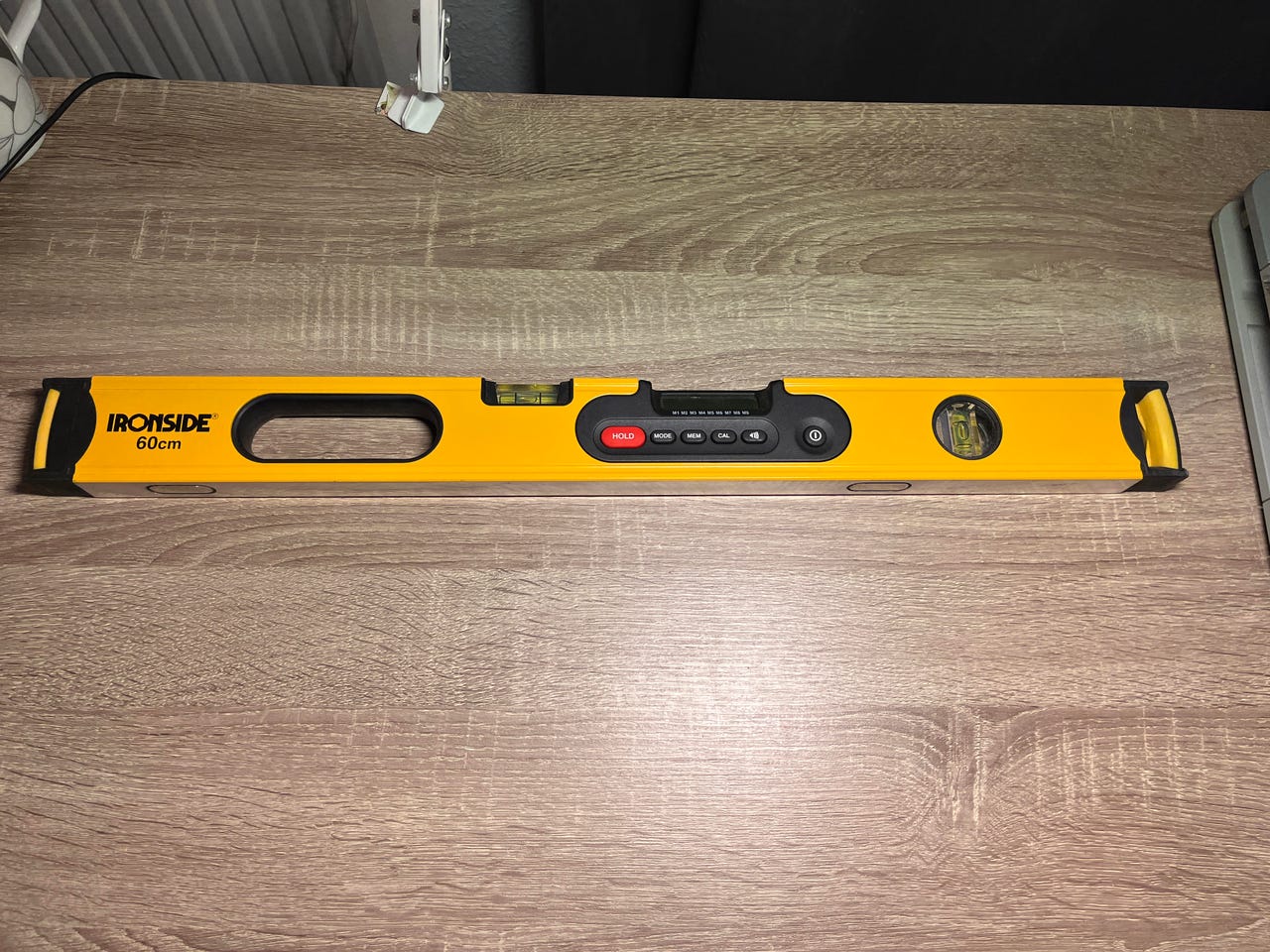 Nytt digitalt vattenpass Ironside 600 mm | Blocket