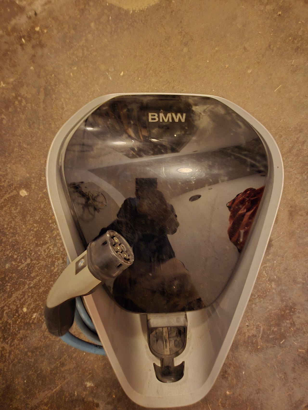 BMW Box Connect 22kW T2 laddningsbox | Blocket