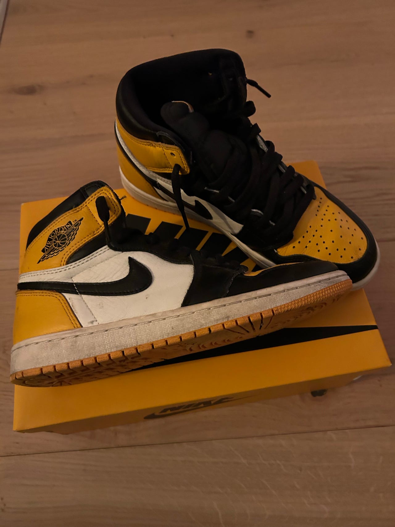 Air Jordan 1 Retro High OG Sneakers storlek 40,5 | Blocket