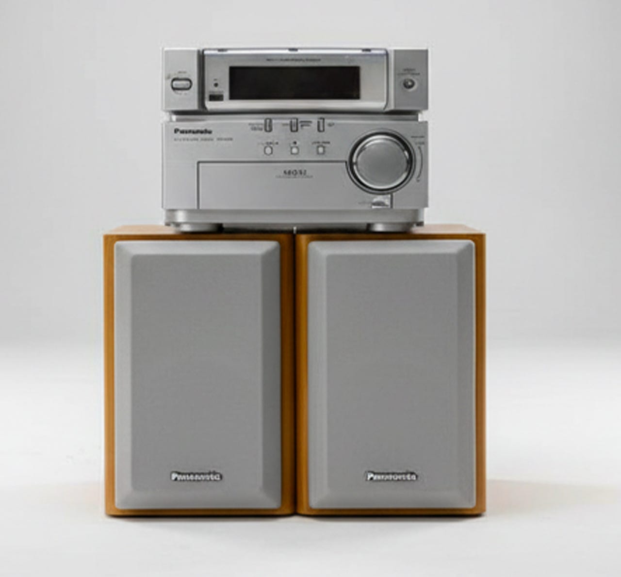 Panasonic CD STEREO SYSTEM SA-PM03 bortskänkes | Blocket