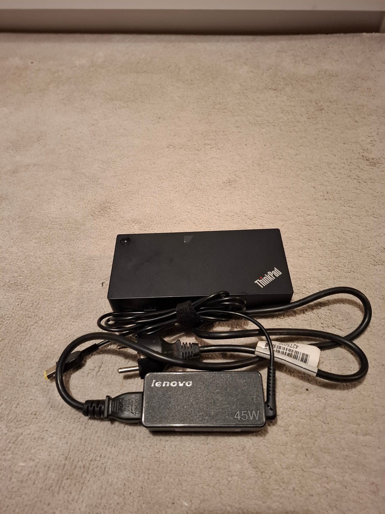 Lenovo ThinkPad USB-C Dock 40A9. | Blocket