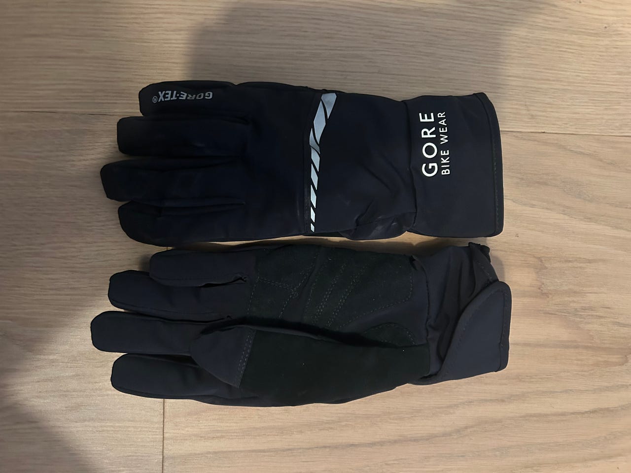 Cykelhandskar ifrån Gore | Blocket