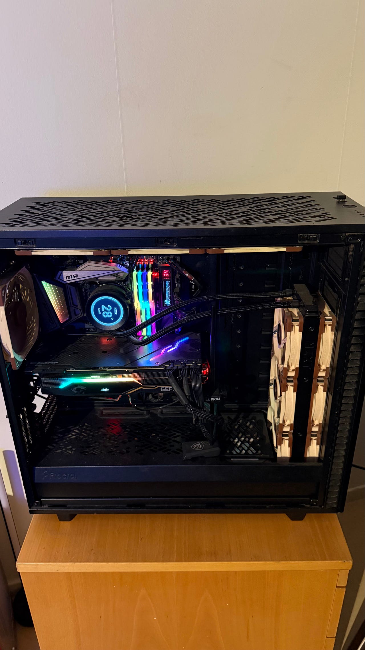 MSI Speldator, i9-9900K CPU @ 3.60GHz, 32gb RAM, GeForce RTX 2080 TI ...