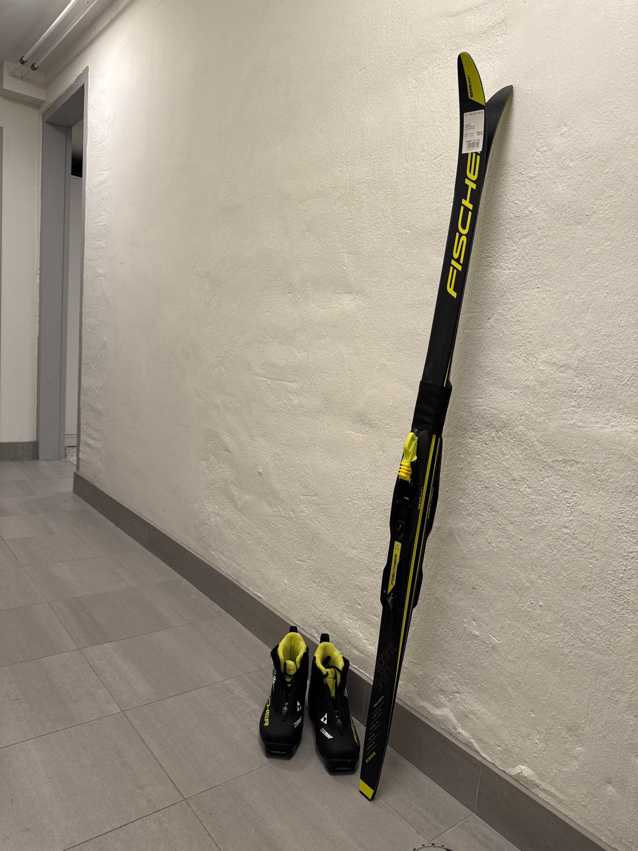 Fischer sprint skin längdskidor 130 cm, helt oanvända! | Blocket