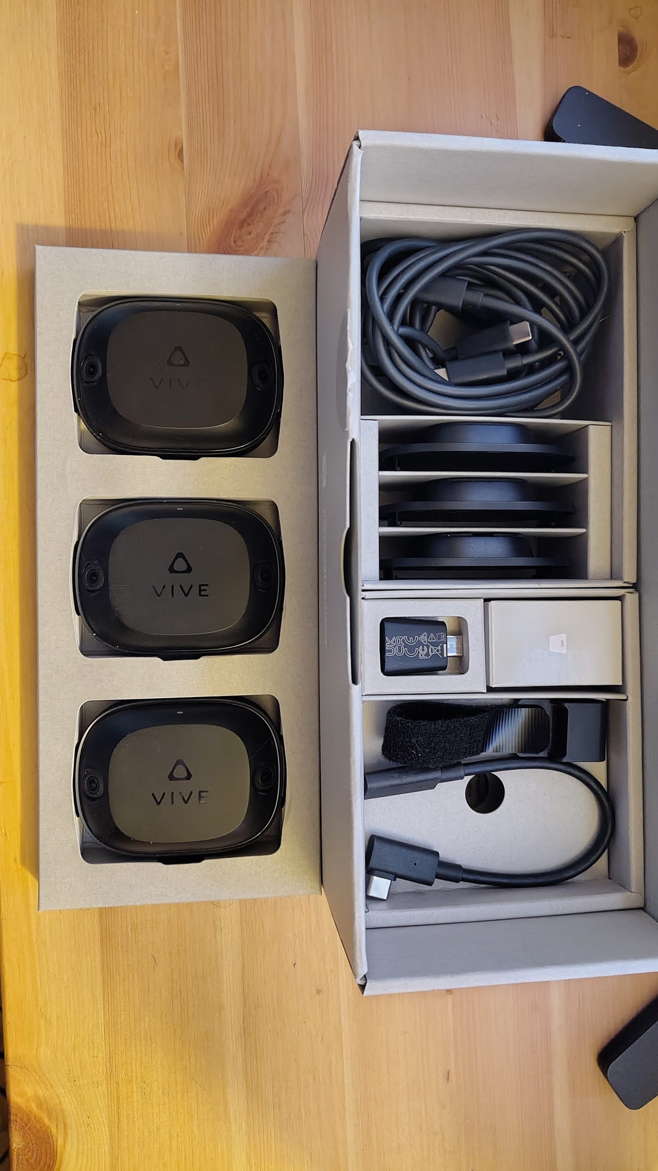 Vive ultimate trackers 3+1 kit | Blocket