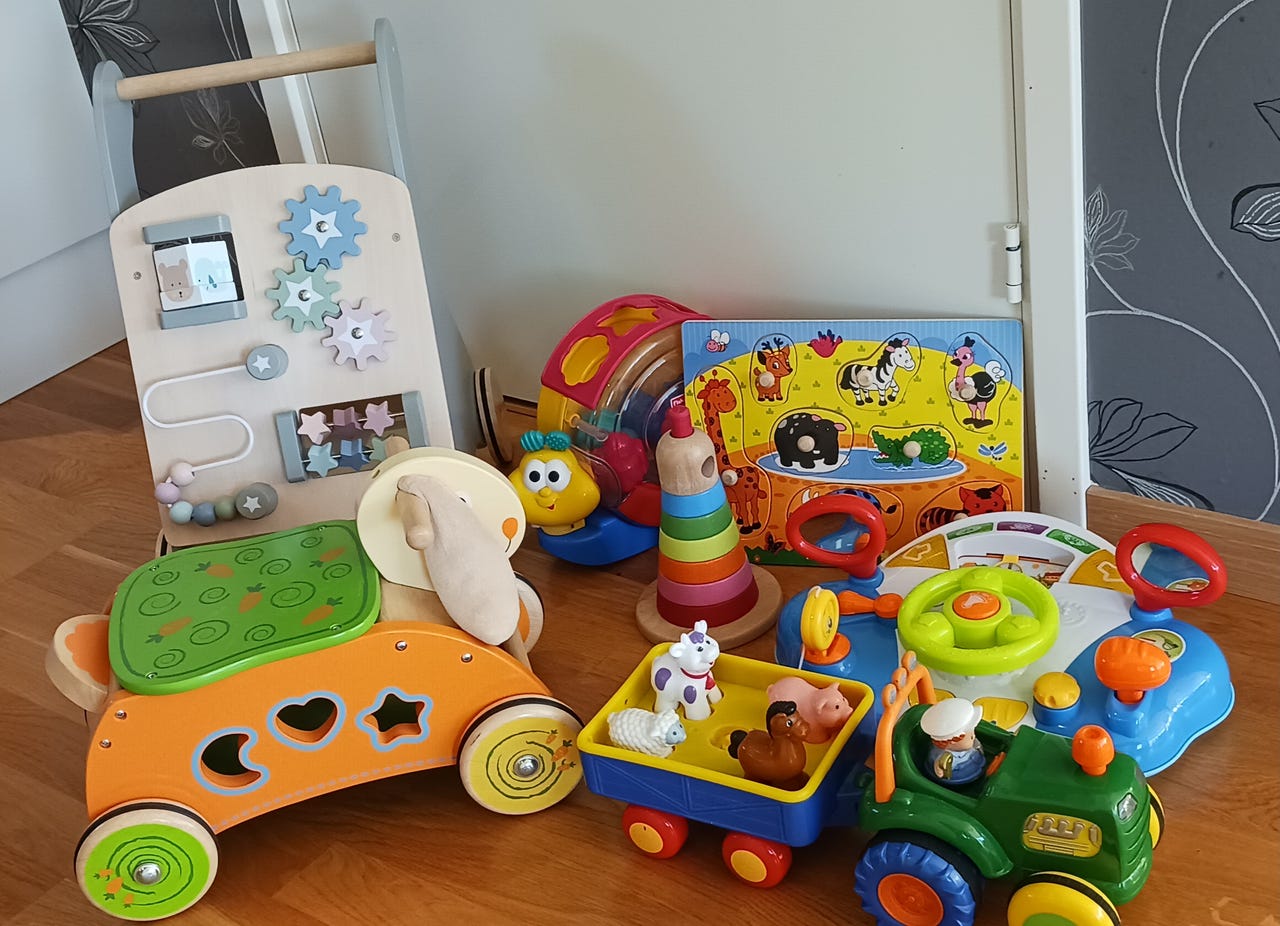 Blandade babyleksaker. Köp en eller alla. | Blocket
