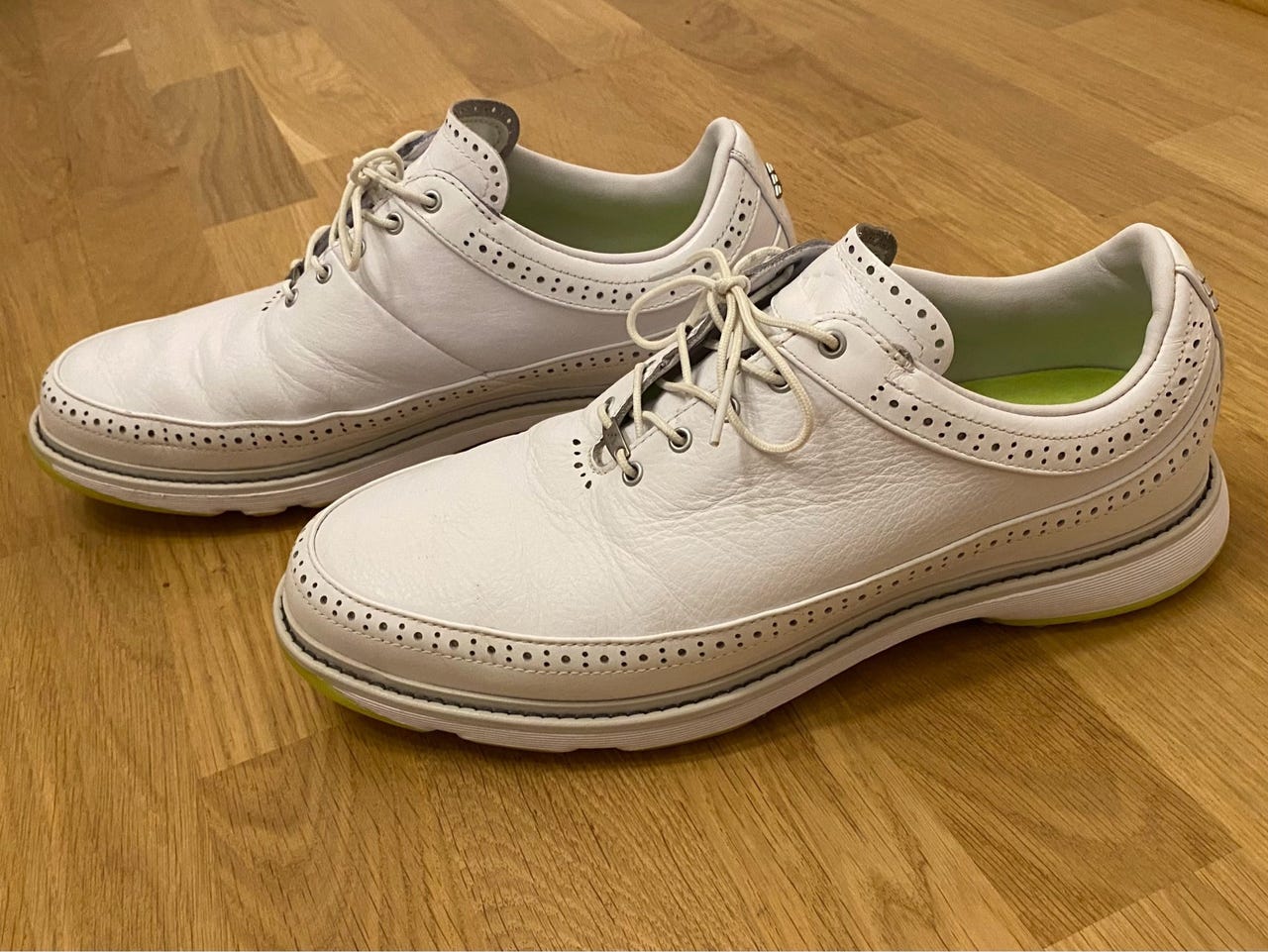 Adidas MC80 spiklösa golfskor, Vit läder, EU 45 1/3 | Blocket