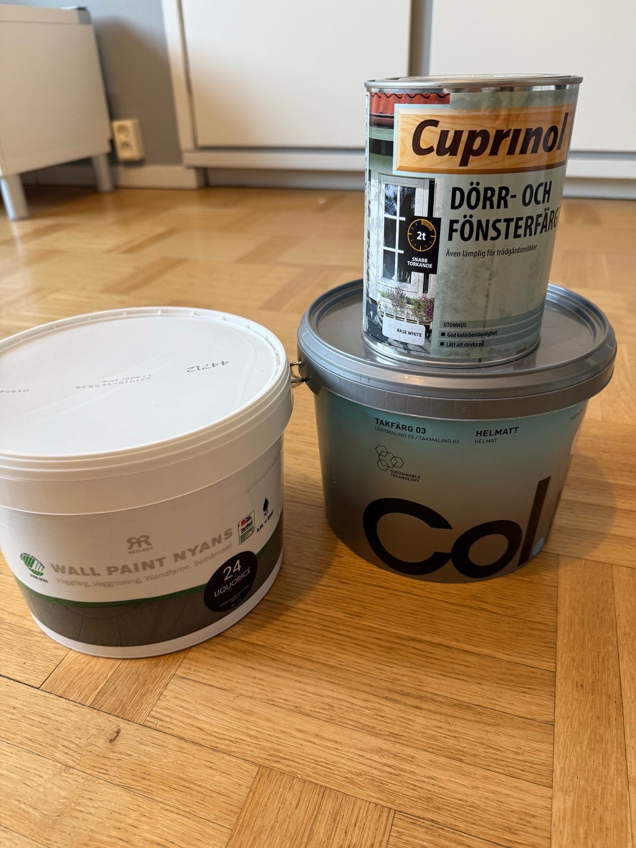 Colr Takfärg 3L | Cuprinol Dörr/fönsterfärg 1L | Reflekt Väggfärg 2.7L ...