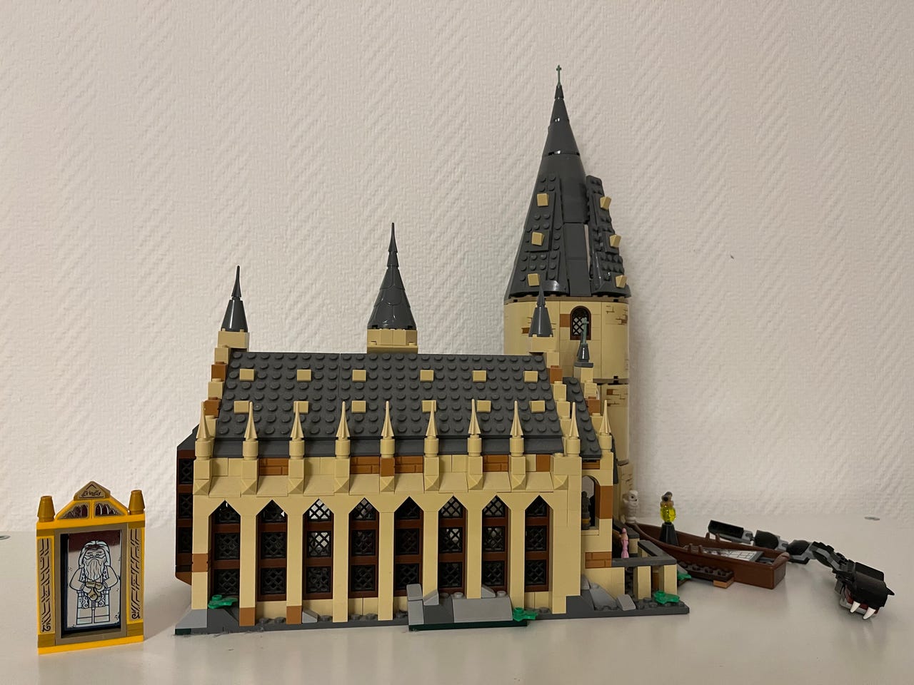 LEGO Harry Potter Hogwarts Stora matsalen byggsats | Blocket