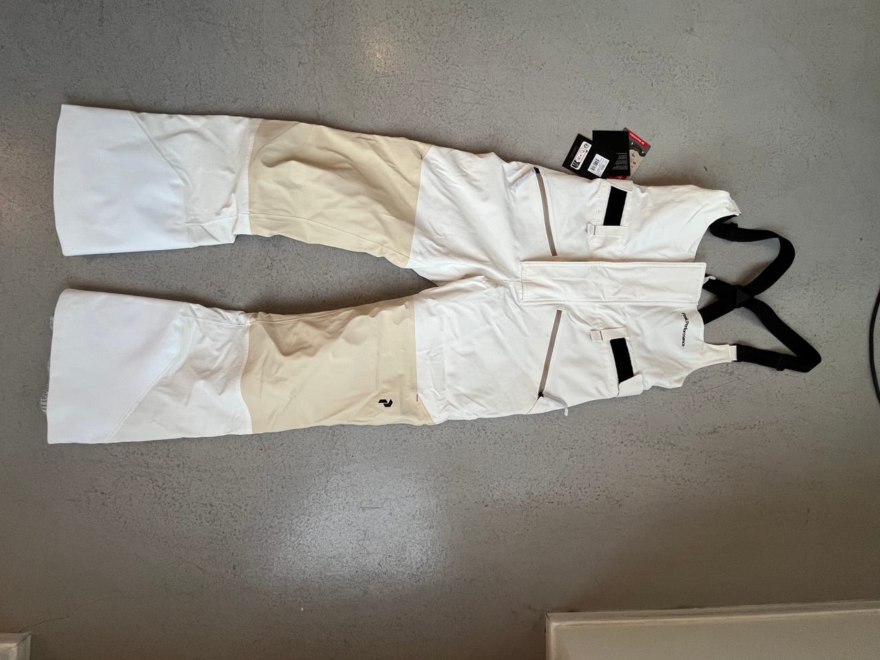 Peak Performance Women/Dam 2L Stretch Bib Pants Offwhite/Sand | Blocket