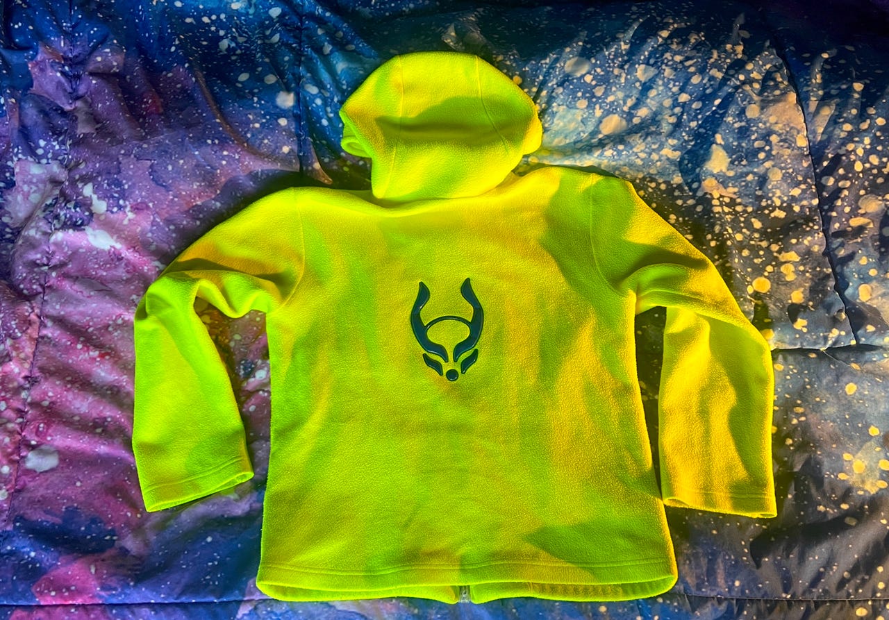 Cyberdog neongul jacka/hoodie, storlek L | Blocket