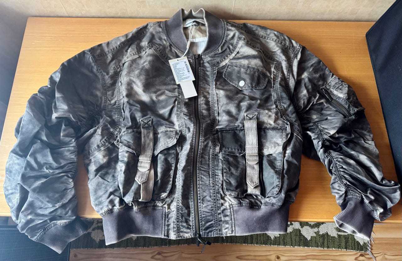 Feng Chen Wang - BOMBERJACKA 40% REA nypris!! | Blocket