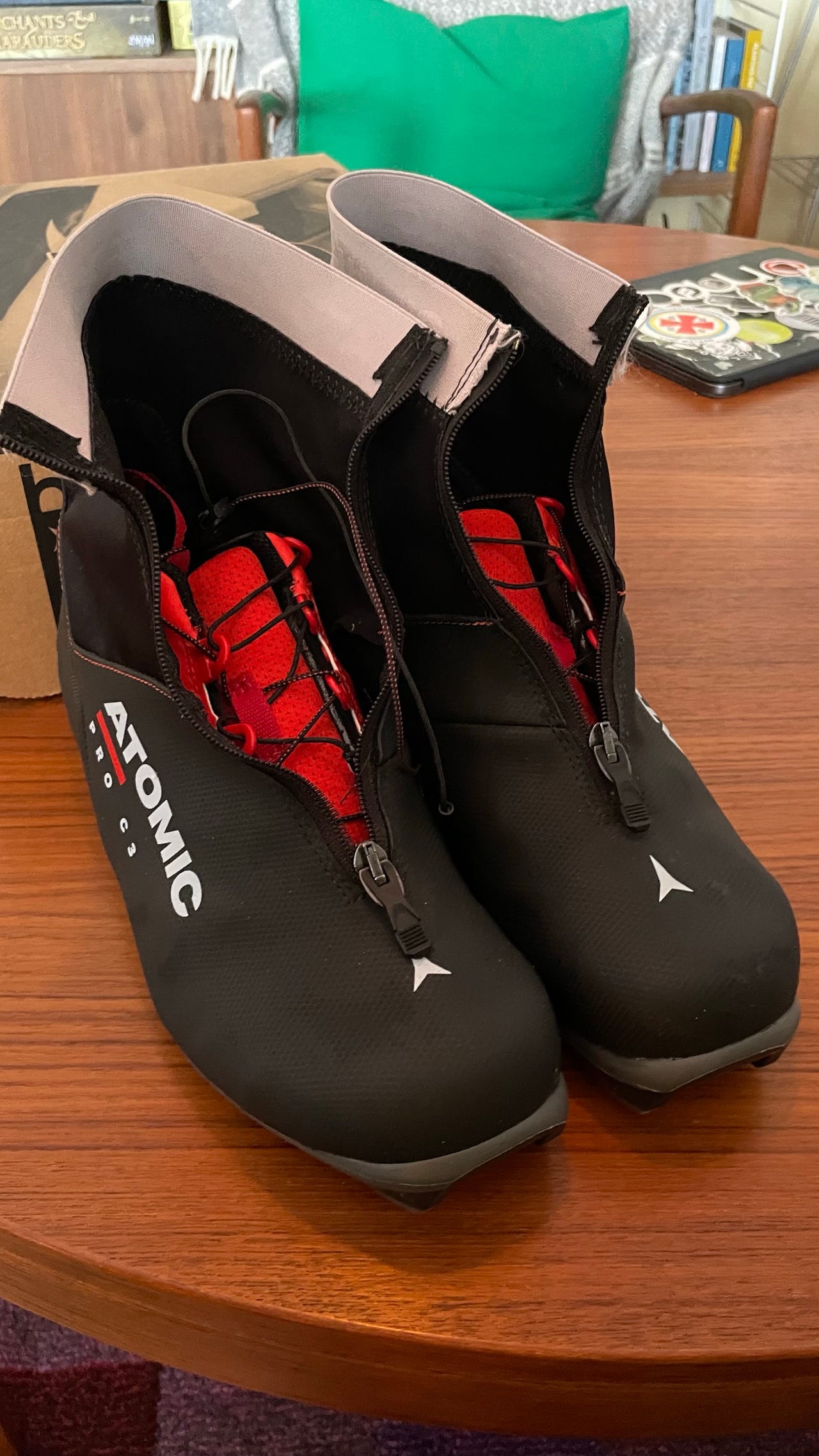 Atomic Pro C3 Dark | Blocket