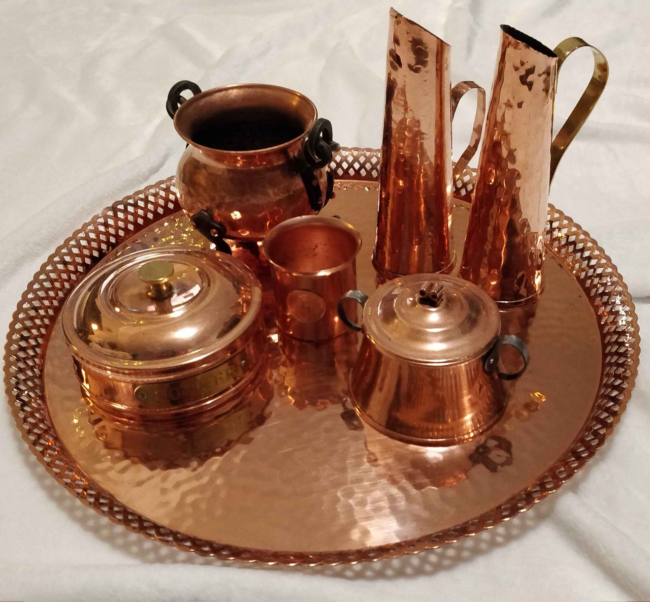 Diverse Koppar saker, servisset och matlagningsredskap | Blocket