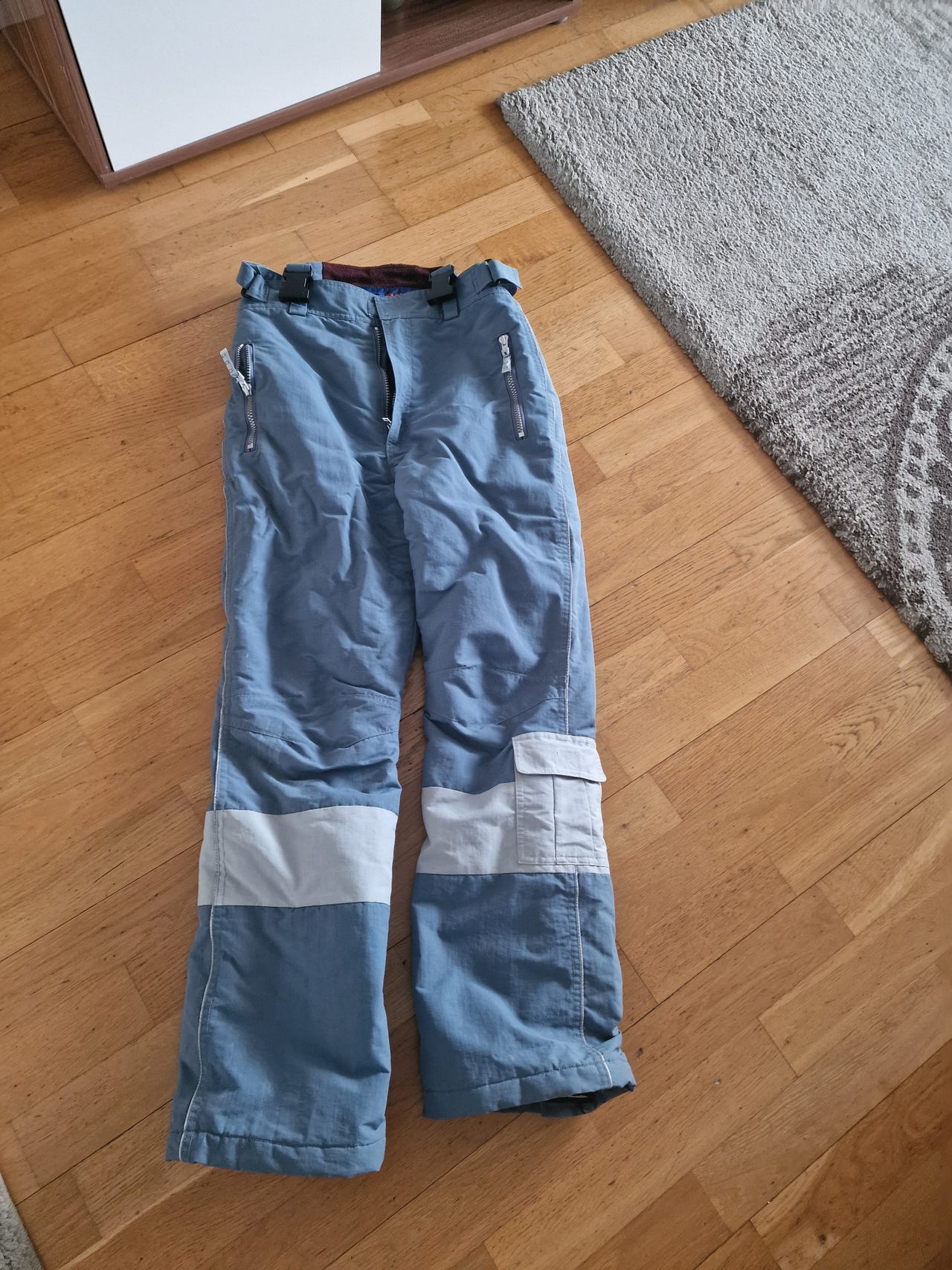 Barn termobyxor utan bälte 158 stl 200 kr | Blocket