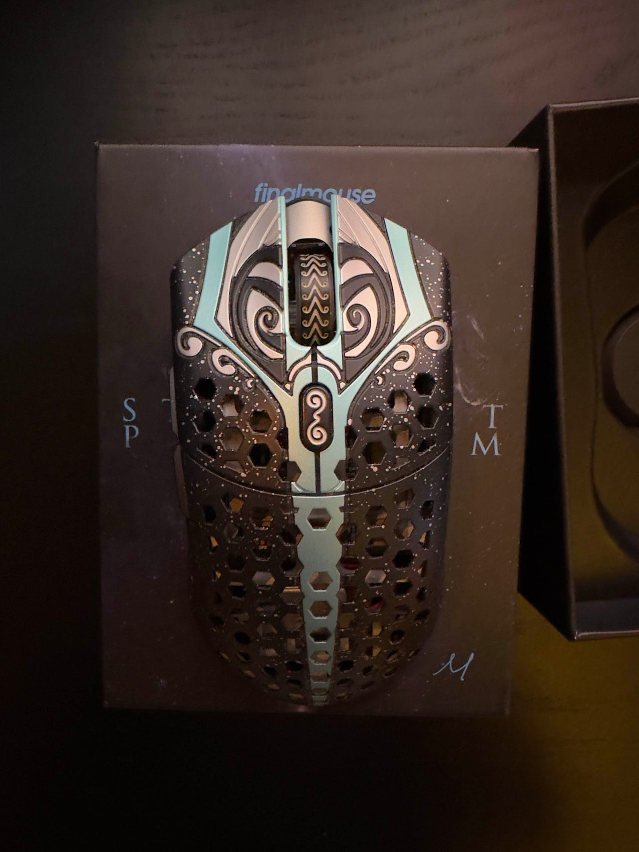 Finalmouse Starlight 12 Phantom Medium | Blocket