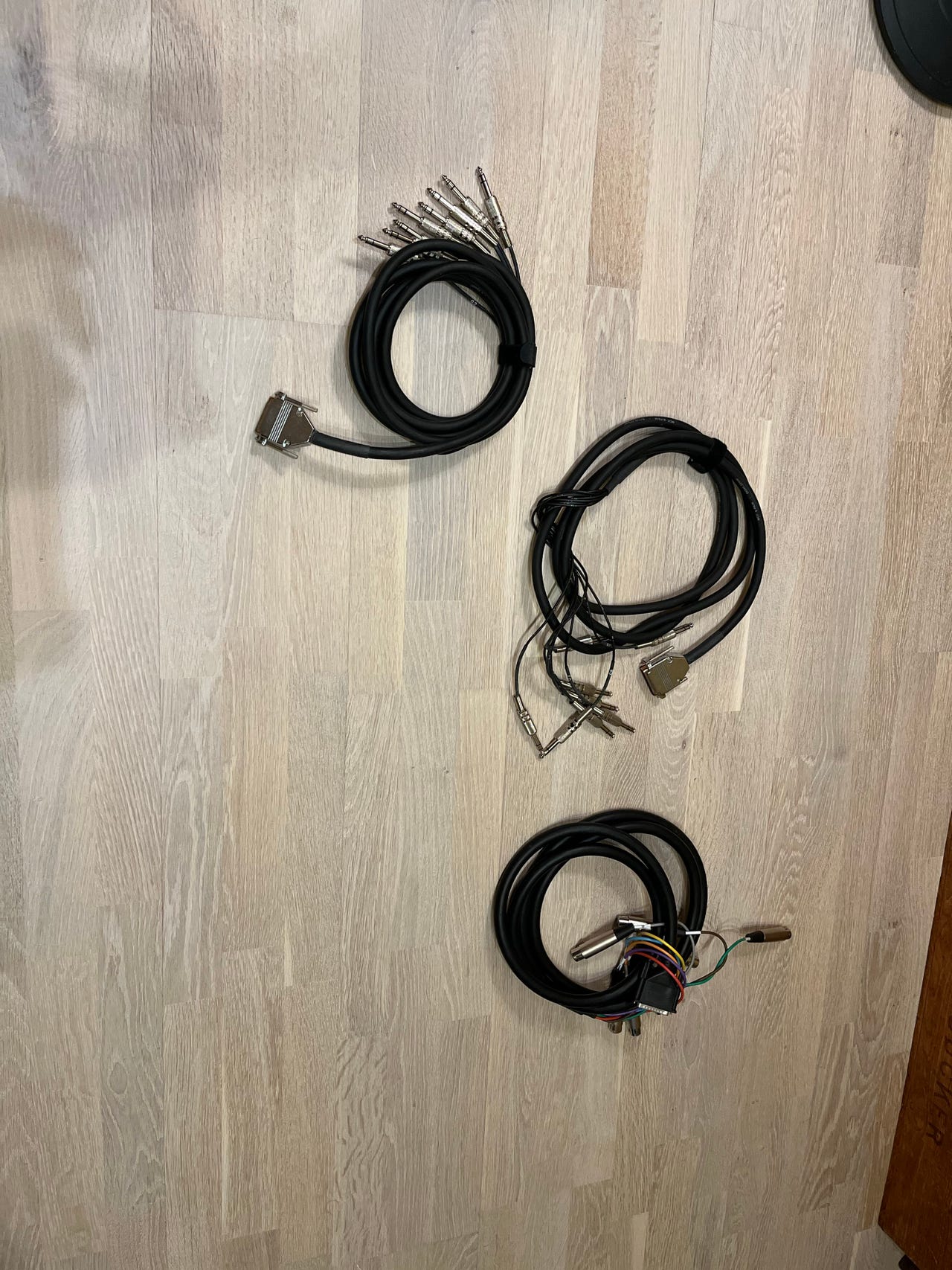Multikabel med flera kontakter (DB25) | Blocket