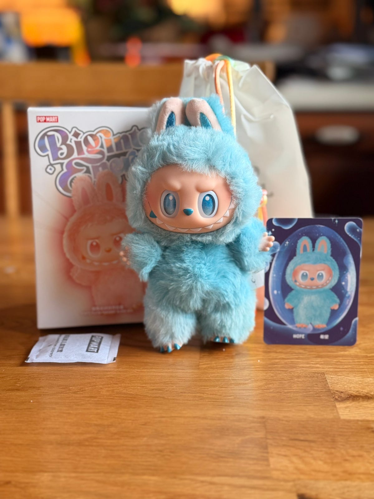 Pop Mart The Monsters Labubu Big into Energy Hope | Blocket