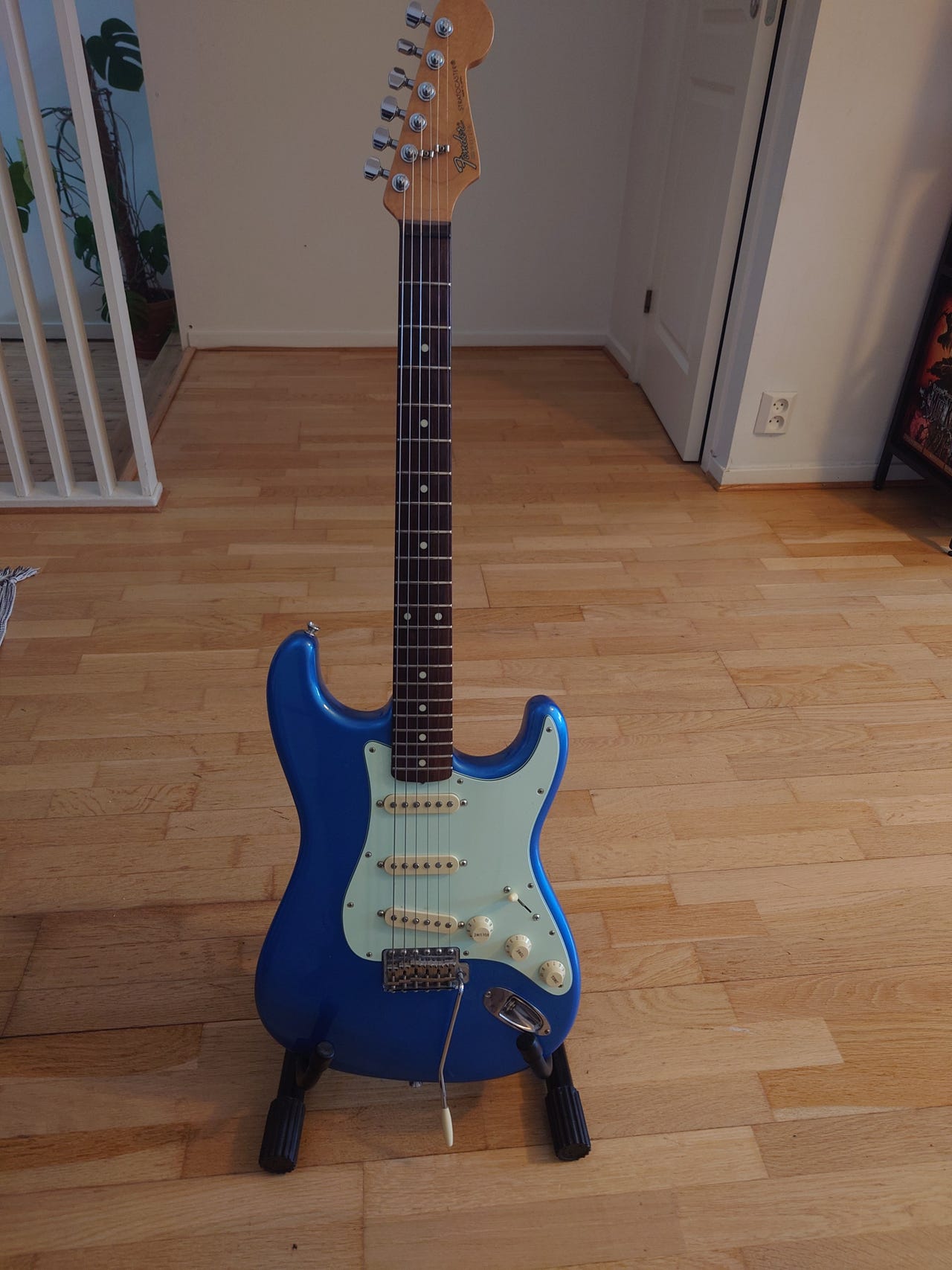 Fender Stratocaster Elgitarr blå | Blocket