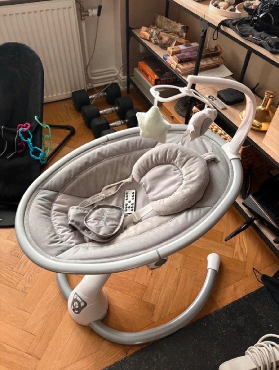 Beemoo babysitter grå | Blocket