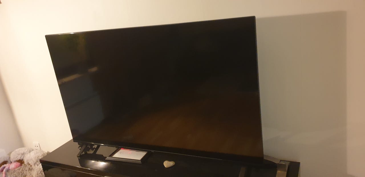 Luxor 65 tum smart tv | Blocket