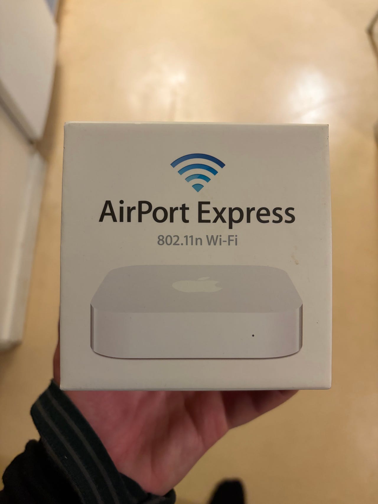 Apple AirPort Express (802.11n) – Wi-Fi & AirPlay | Blocket