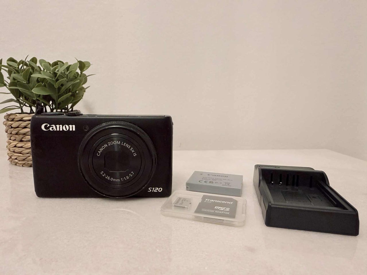 Canon PowerShot S120 (12.1Mp 5x Zoom) | Blocket