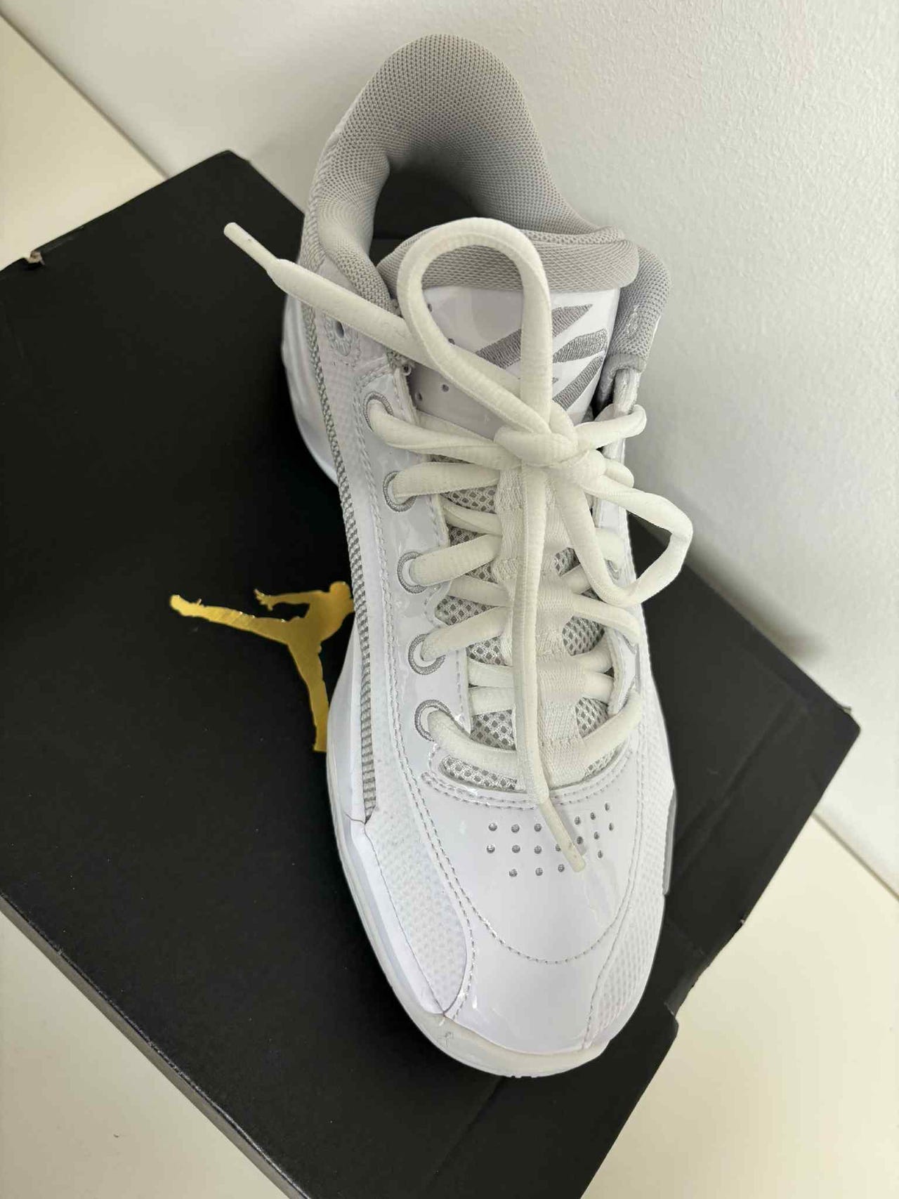 NYA NY Basketskor Jordan Jordans Basket skor gympaskor sneakers 39 Luka ...