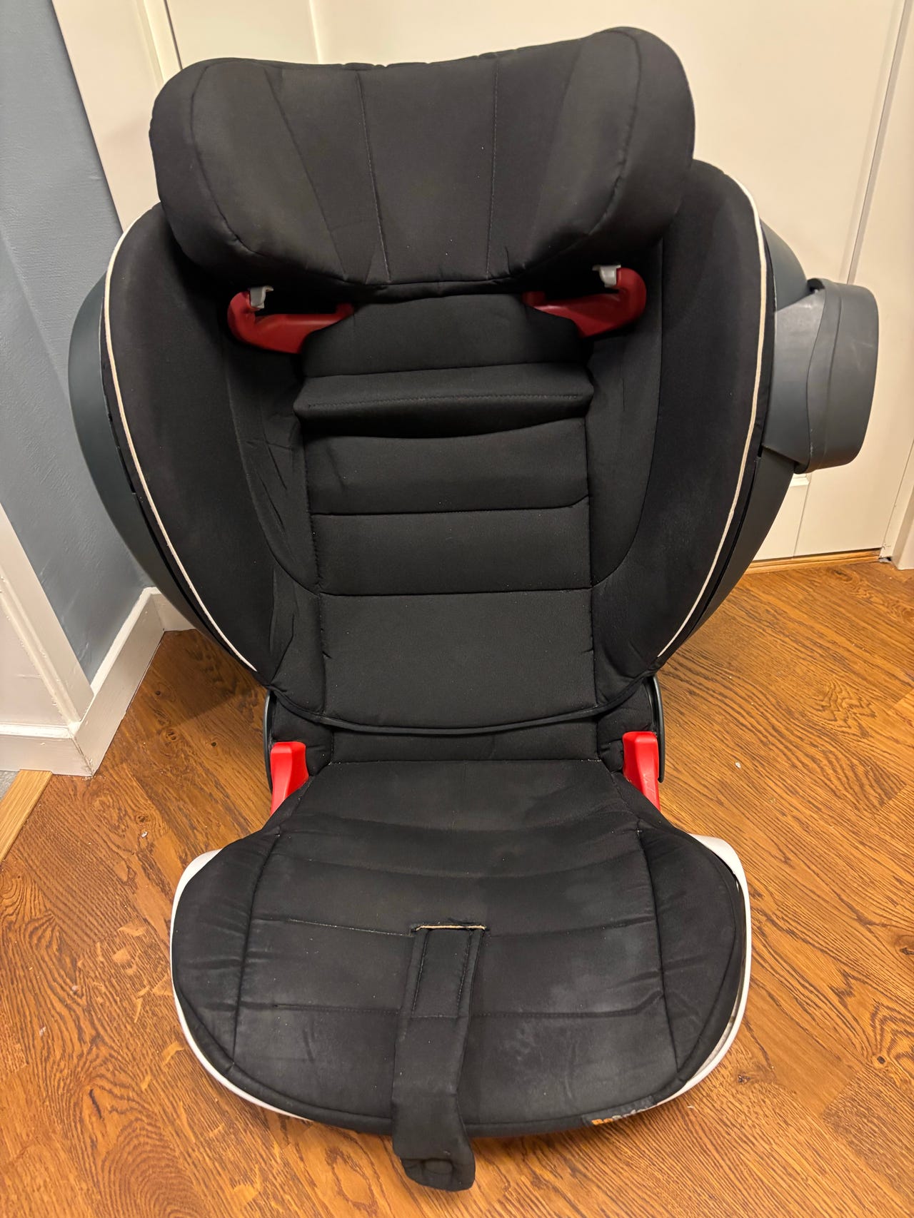 BeSafe iZi Flex fix I-size 100-150 cm | Blocket