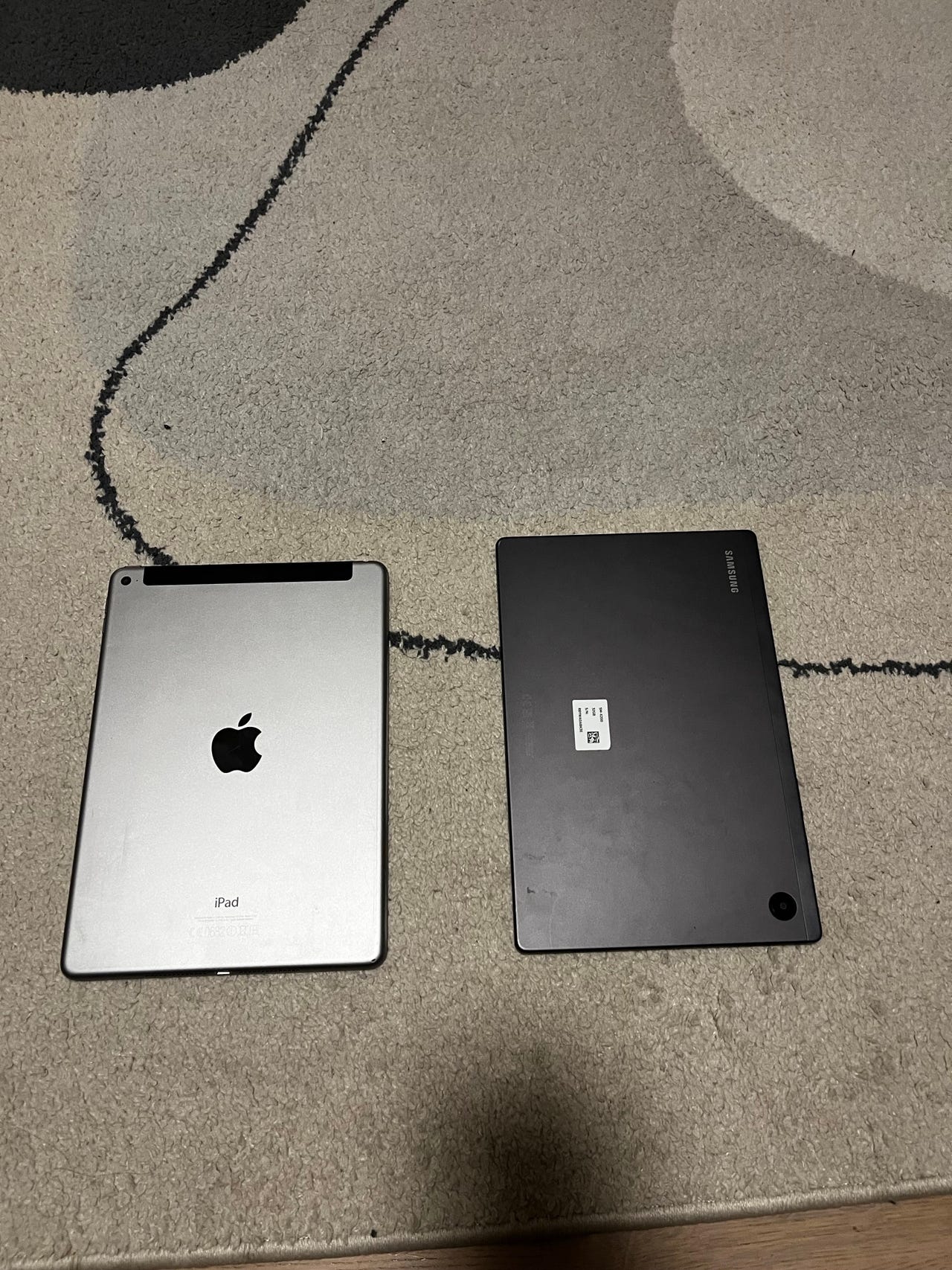 iPad Air 2 + Samsung x200 | Blocket