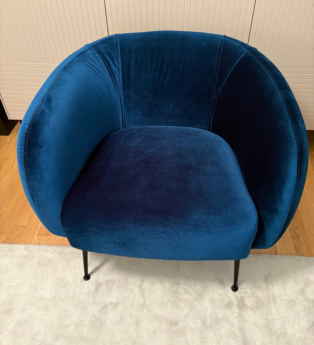 2 st fåtöljer och en fotpall från Sofacompany | Blocket