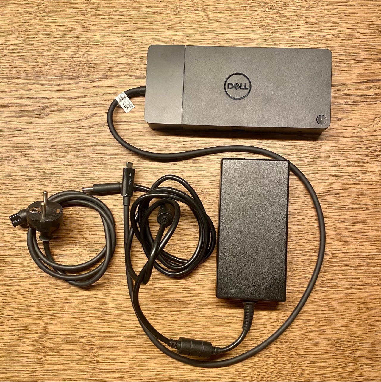 Dell WD19TB Thunderbolt 3 Dockningsstation (180W) – Fint skic | Blocket
