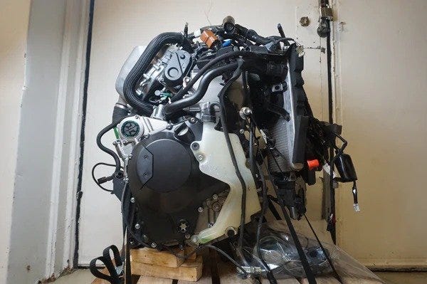 Kawasaki Ninja H2 SX SE -2019. Mycket fina reservdelar 🔥⚡ | Blocket