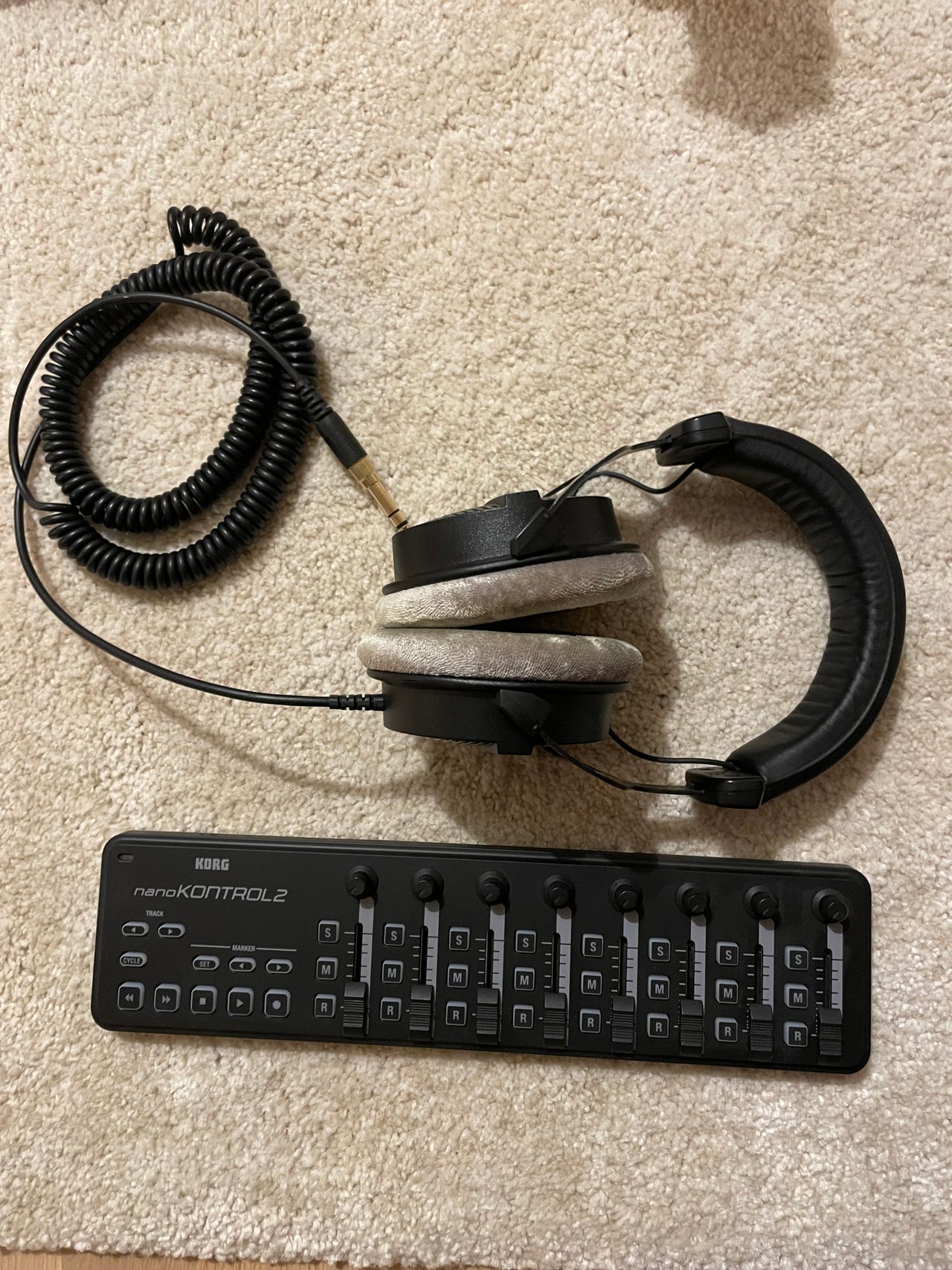 Beyerdynamic DT 990 PRO - Korg nanoKontrol 2 | Blocket