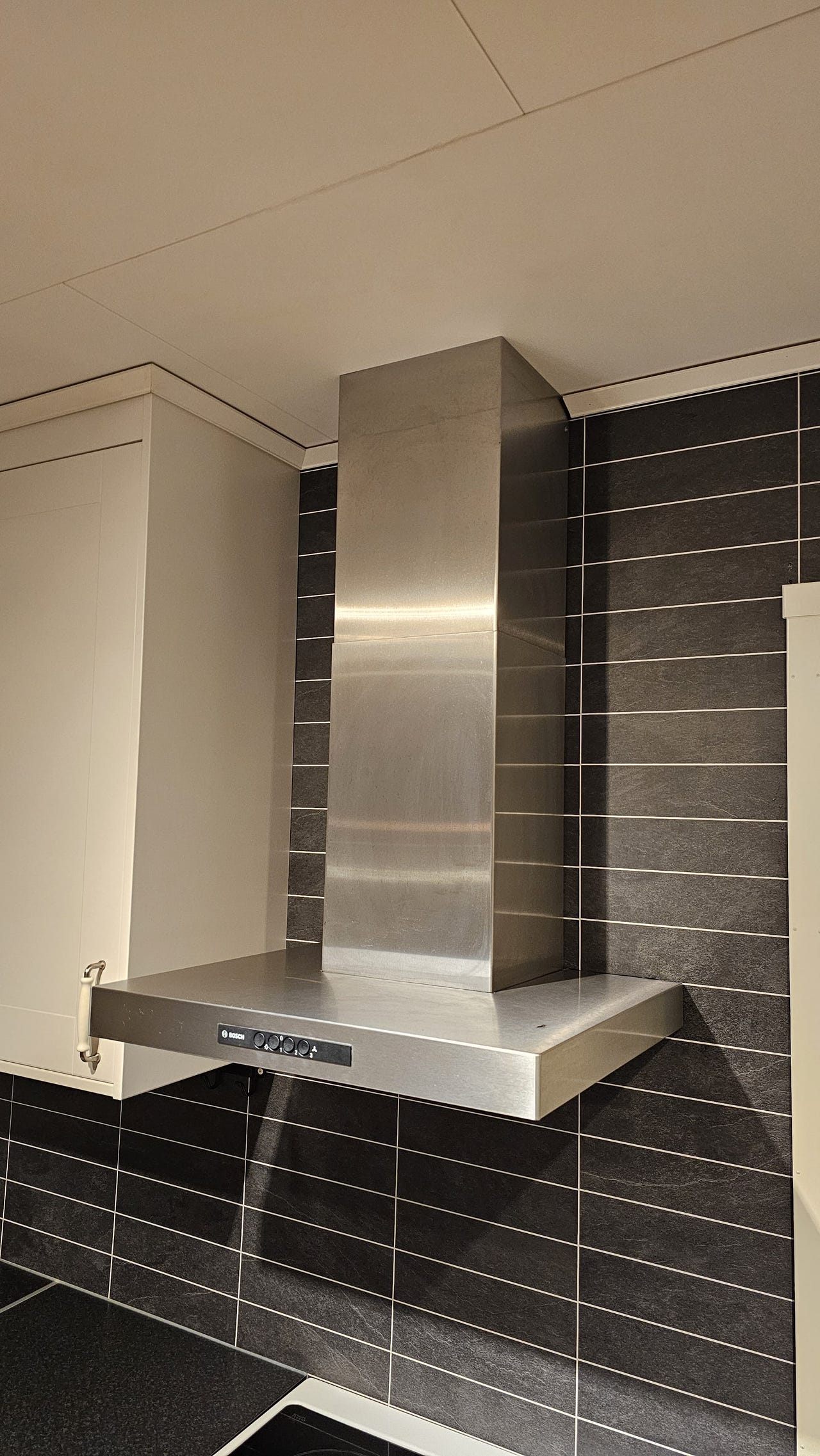 Bosch köksfläkt 60 cm | Blocket