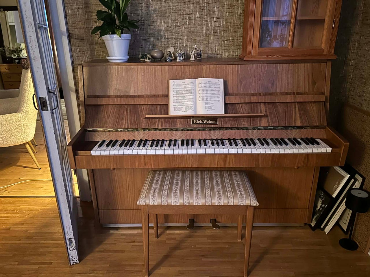 Piano i bra skick | Blocket