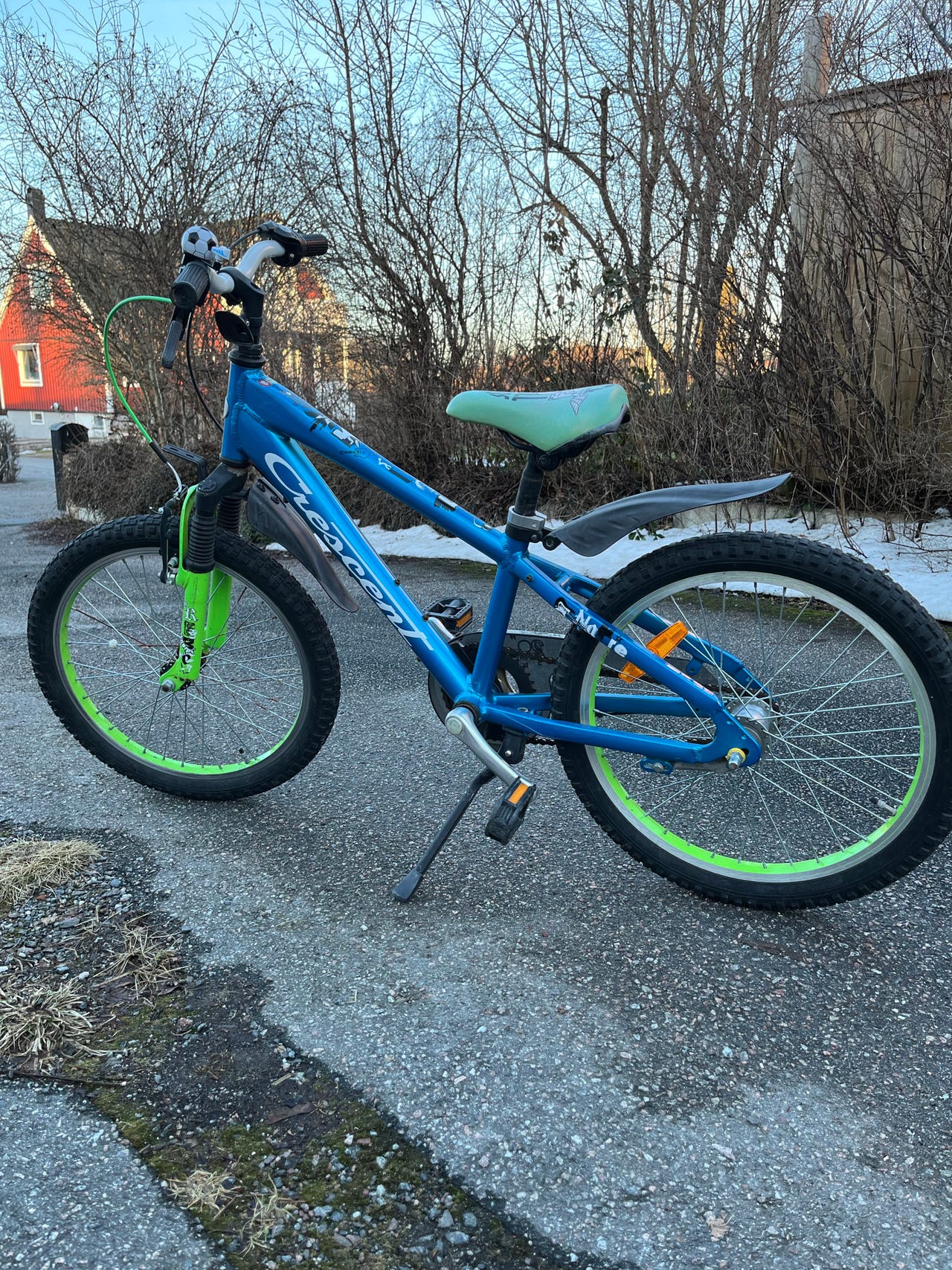 Crescent barncykel 3-växlad med fotbroms | Blocket