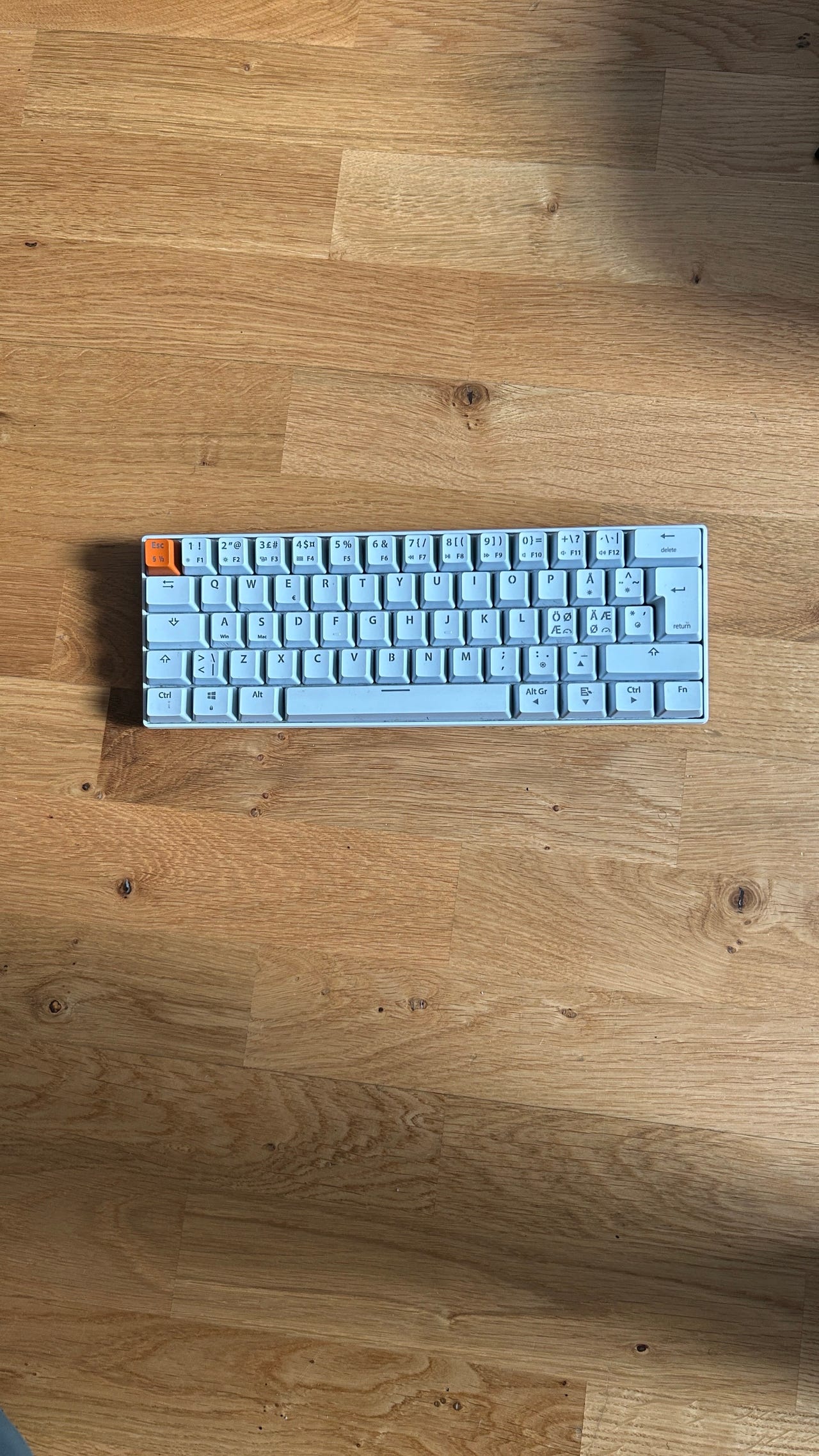 NOS C450 Mini Keyboard (Compact) – White | Blocket