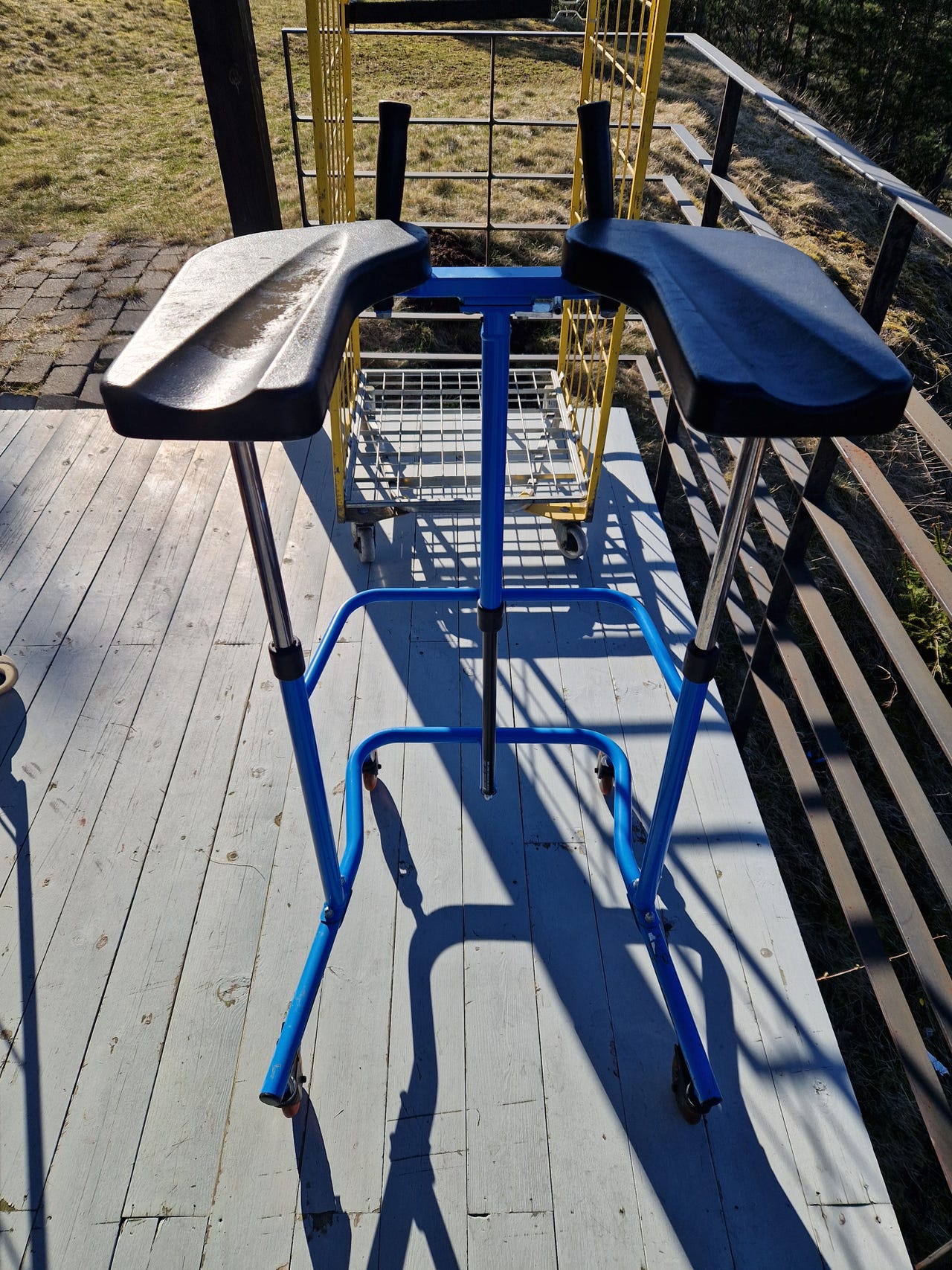Follo Stabilis Walker gåbord blå | Blocket