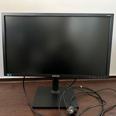 Skärm Limited Label 22" | Blocket