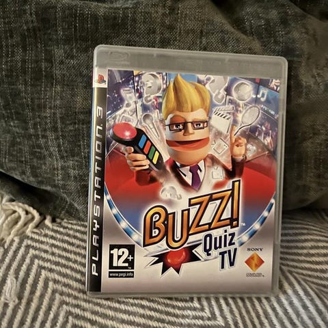 Buzz! Quiz TV Playstation 3 spel med 4 trådlösa kontrollenheter Special ...