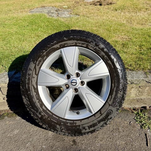 Vinterdäck dubbfria volvo xc 40 | Blocket