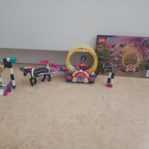 LEGO Friends 41709 Vacation Beach House | Blocket